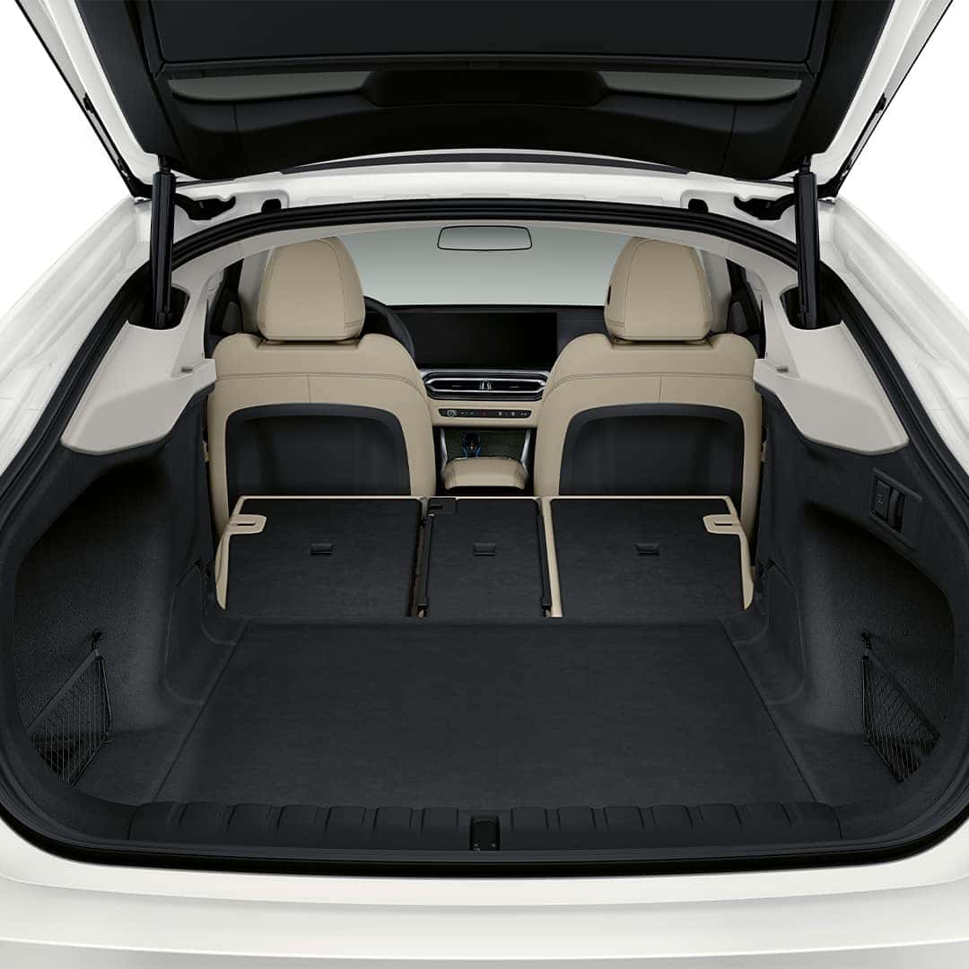 All-electric 2022 BMW i4 & BMW i4 M | BMW Toronto