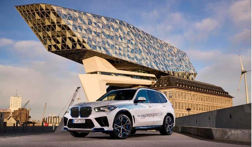 BMW Group brings hydrogen cars to the road: BMW iX5 Hydrogen pilot ...