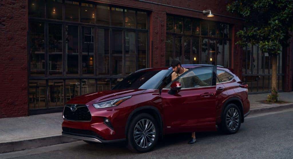 2023 Toyota Highlander Trim Levels | Edmark Toyota