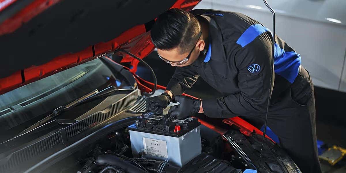 How To Change A Car Battery | Safford Volkswagen